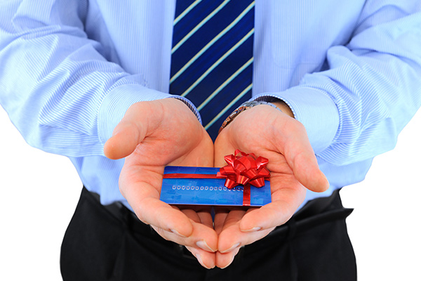 120m-lost-by-businesses-on-employees-gift-cards-hr-grapevine
